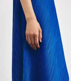 Issey Miyake Swing Sleeveless Top