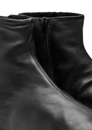 THE ROW Stella Shearling-lined Leather Ankle Boots - Black