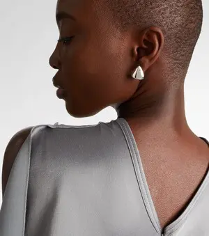 Yvonne Léon Requin Diamond Earrings