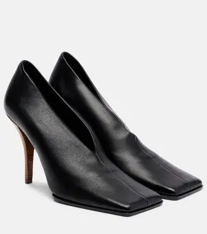 Alaïa Leather Pumps - Black