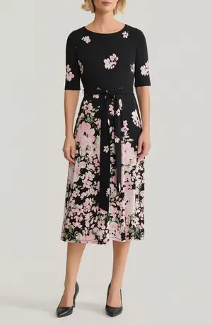 Kasper Tie Detailed Dresses