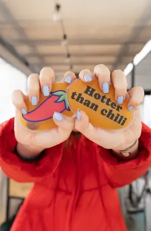 FISURA Set Of 2 Chili Hand Warmers