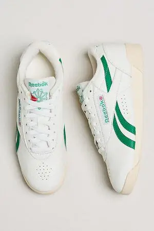 REEBOK Freestyle Lo Sneakers - Chalk/glengreen/paperwhite
