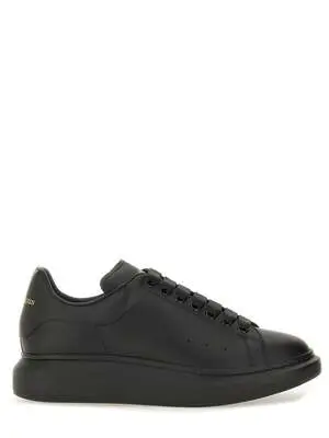 Alexander McQueen Alexander Mc Queen Oversized Sneakers - Black
