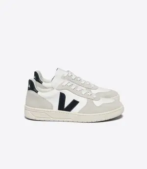 VEJA Sneakers