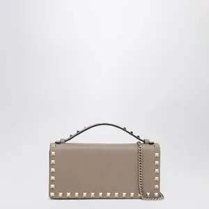 Valentino Garavani Rockstud Powder Chain Wallet - Pink