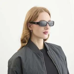 Le Specs Gigglemug Sunglasses - Black/smoke Mono Polarized