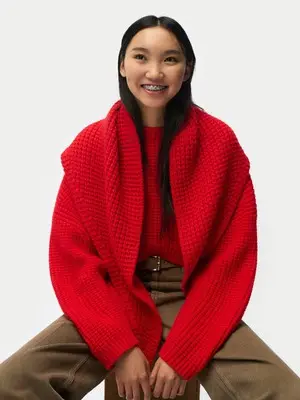 Gobi Cashmere Cashmere Cape Scarf - Fiery Red