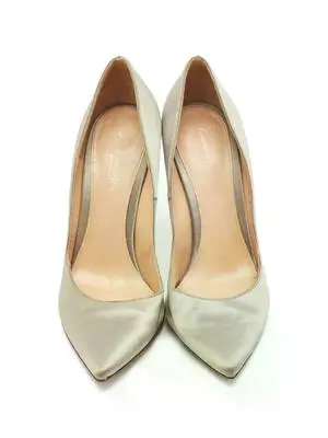 GIANVITO ROSSI Pointed-toe Pumps