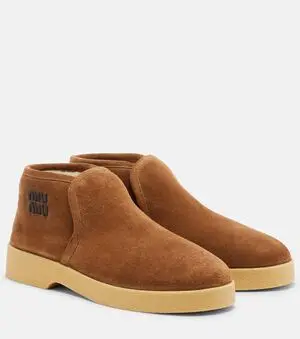 Miu Miu Shearling-lined Suede Boots - Brown