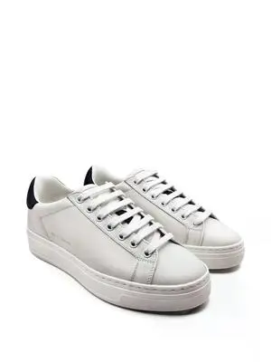 CU | LT ESSENCE Leather Sneakers