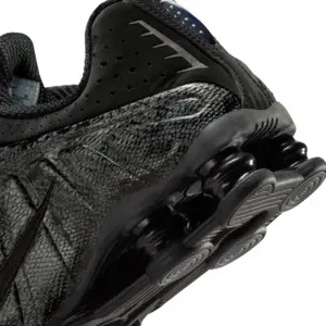 Nike Shox R4 Print Sneakers - Black
