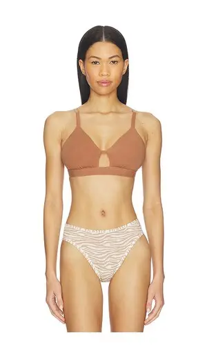 NEGATIVE UNDERWEAR Cotton Cutout Bra In Nude - Fawn