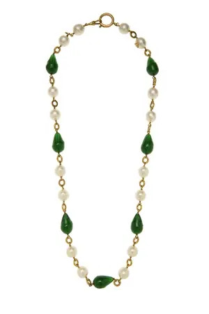 Chanel Gripoix And Faux Pearl Necklace - Green