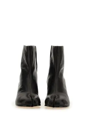 MAISON MARGIELA Tabi Boots