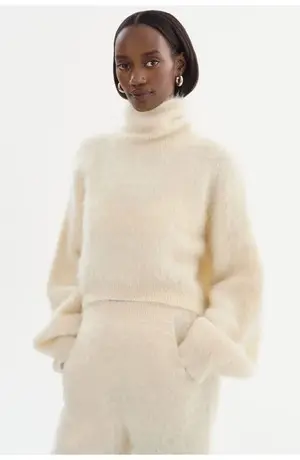LAMARQUE Wool Turtleneck Sweater - Ivory