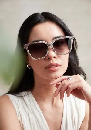 COVRY Bella Square Frame Sunglasses - Oyster