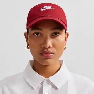 Nike Club Unstructured Futura Wash Cap - Red