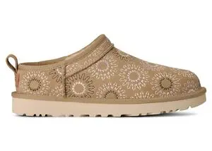 UGG Classic Micro Sun Stitch Slipper