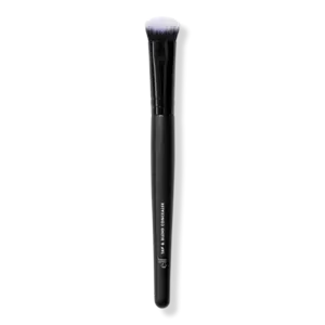 E.L.F. COSMETICS Tap & Blend Concealer Brush - One-color
