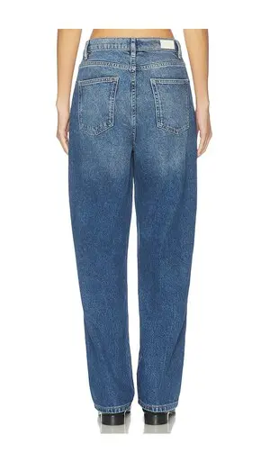 DL1961 Kendell Contoured Tapered Straight Jeans
