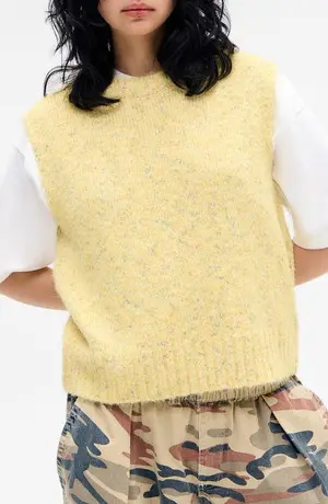 BDG URBAN OUTFITTERS Pullover Sweater Vest - Yellow