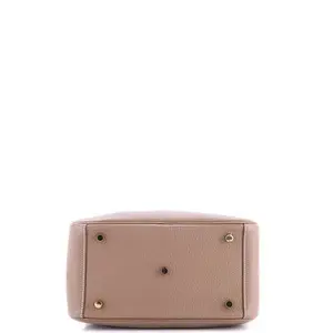 HERMES Lindy 26 Handheld Bag
