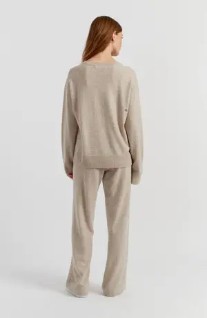Chinti & Parker Wool-cashmere Miffy Peek-pocket Sweater - Soft Oat