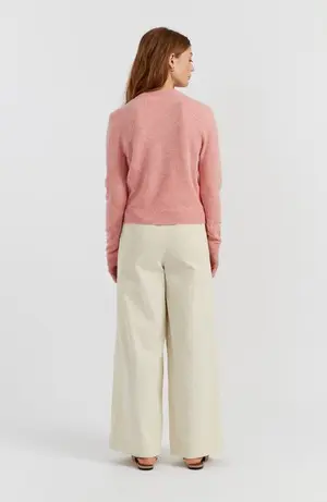 Chinti & Parker Cloud Cashmere Cropped Sweater - Pink Marl