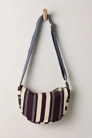 MERCADO GLOBAL Valentina Sling Bag