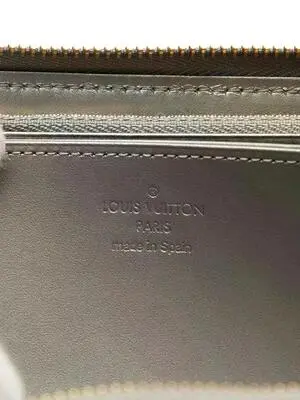 LOUIS VUITTON 2017 Monogram Vernis Zippy Wallet Long Wallets - Silver