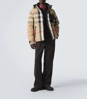 Burberry Reversible Hooded Down Jacket - Beige