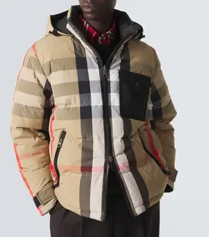 Burberry Reversible Hooded Down Jacket - Beige