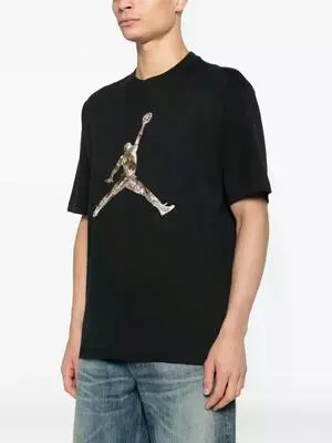 Nike Graphic T-shirt