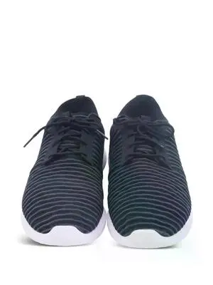 Nike Roshe Two Flyknit Sneakers - Black
