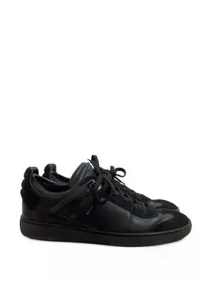 LOUIS VUITTON Low-top Sneakers