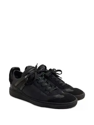 LOUIS VUITTON Low-top Sneakers