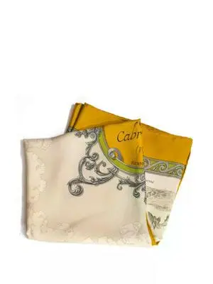 Hermès 1962 Courbettes Et Cabrioles Silk Scarf - Neutrals