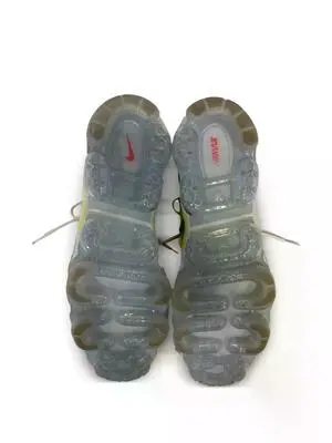 Nike Air Vapormax Plus Sculpted-sole Low-top Sneakers - Red