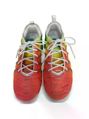 Nike Air Vapormax Plus Sculpted-sole Low-top Sneakers - Red