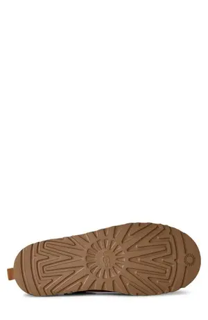 UGG Classic Shearling Lined Slipper - Chestnut