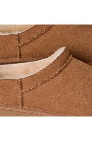 UGG Classic Shearling Lined Slipper - Chestnut