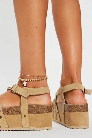 Intentionally Blank Rule Breaker 2.0 Flatform Sandals - Tan