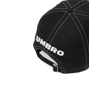 UMBRO Contrast Stitch Cap