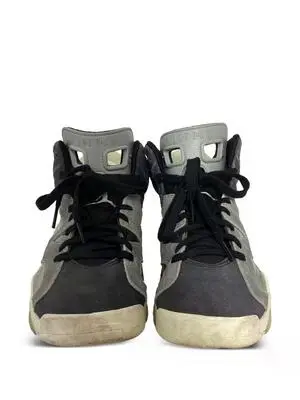 Nike Air Jordan 6 Retro High Top Sneakers