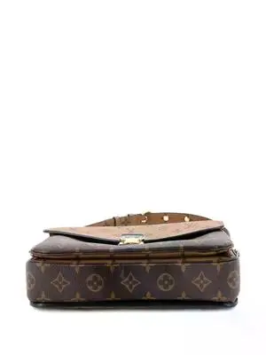 LOUIS VUITTON Pochette Metis Reverse Monogram Canvas Crossbody Bag - Brown
