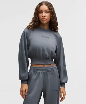 Female Cropped Pullover Tops