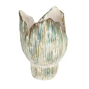 STORIED HOME Sculptural Vase - Green