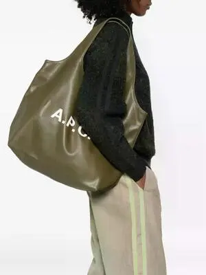 A.p.c. Logo Shoulder Bag - Green
