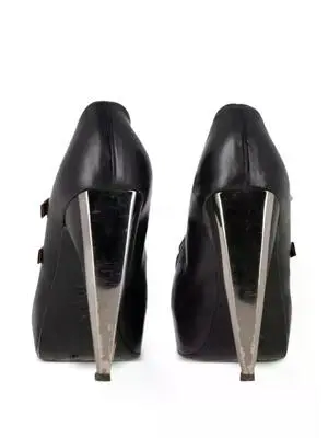 LANVIN 2009 Strap Leather Pumps
